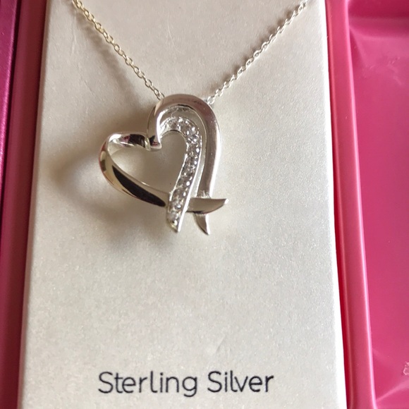 Footnotes | Jewelry | Heart Necklace | Poshmark